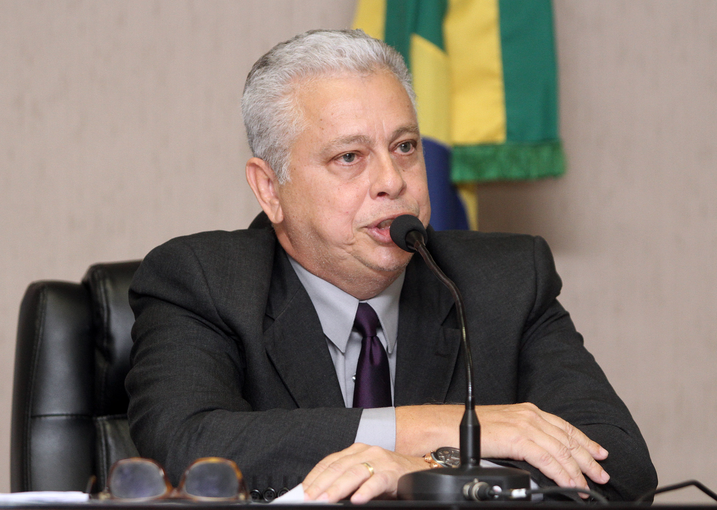 FERJ | COAF-RJ promove inversão dos assistentes das finais do Carioca